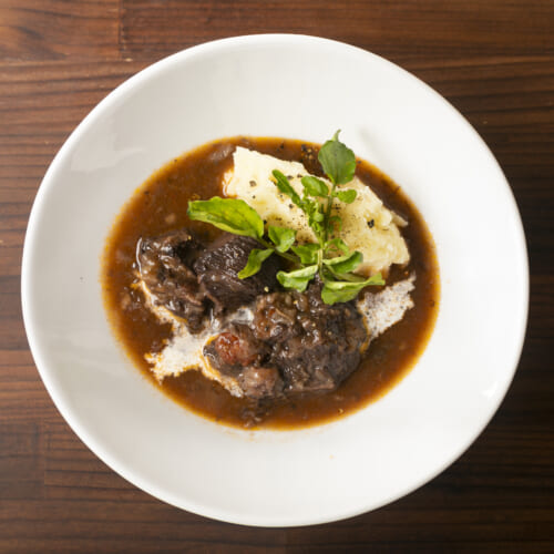 牛ホホ肉赤ワイン煮 マッシュポテト添え | smile dining switch